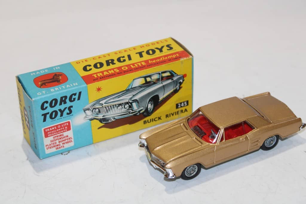 BUICK RIVIERA BRONZE 1962 CORGI 1/43°