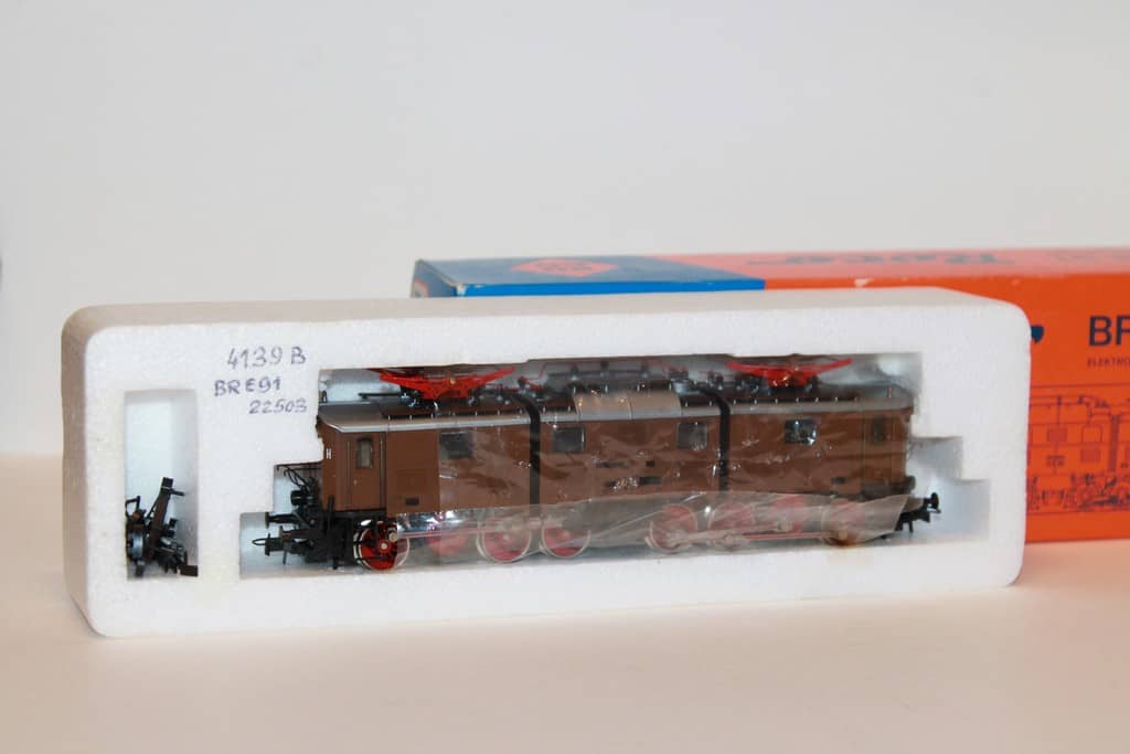 LOCOMOTIVE ELECTRIQUE BR E91 - HO 04139B ROCO 1/87°