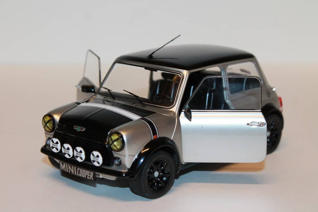 MINI COOPER SPORT "SILVER" 1998 SOLIDO 1/18°
