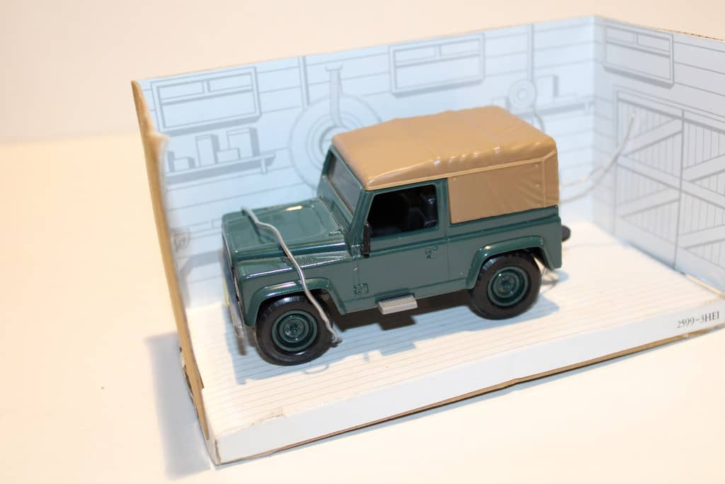 LAND ROVER SWB 90 VERT 1970 ERTL 1/32°
