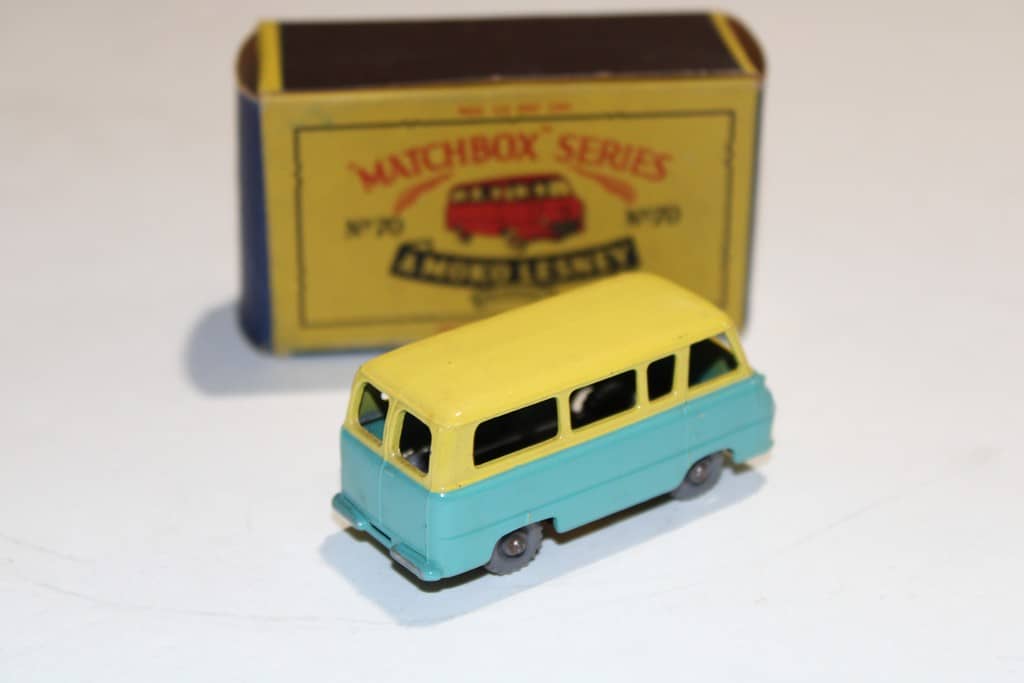 THAMES ESTATE CAR - MATCHBOX 1/64