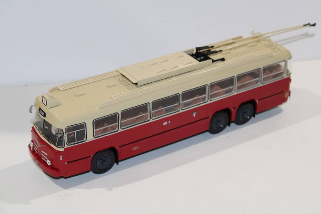 BERLIET VA3 B2 LIGNE 18 TROLLEYBUS VETRA MINIATURES LYON 1/43