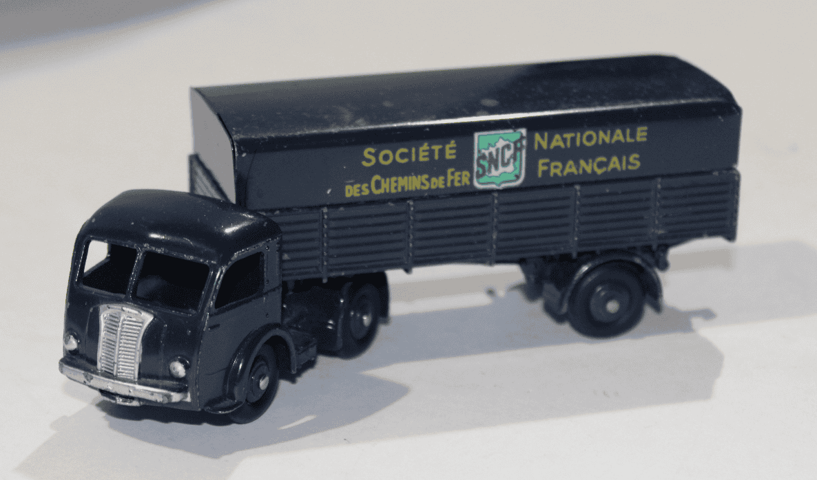 PANHARD TRACTEUR "SNCF" DINKY TOYS 1/43°
