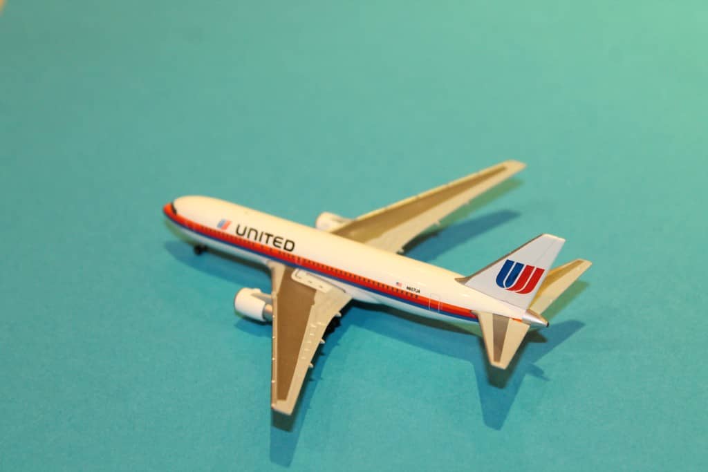 BOEING 767-200 UNITED HERPA 1/500°
