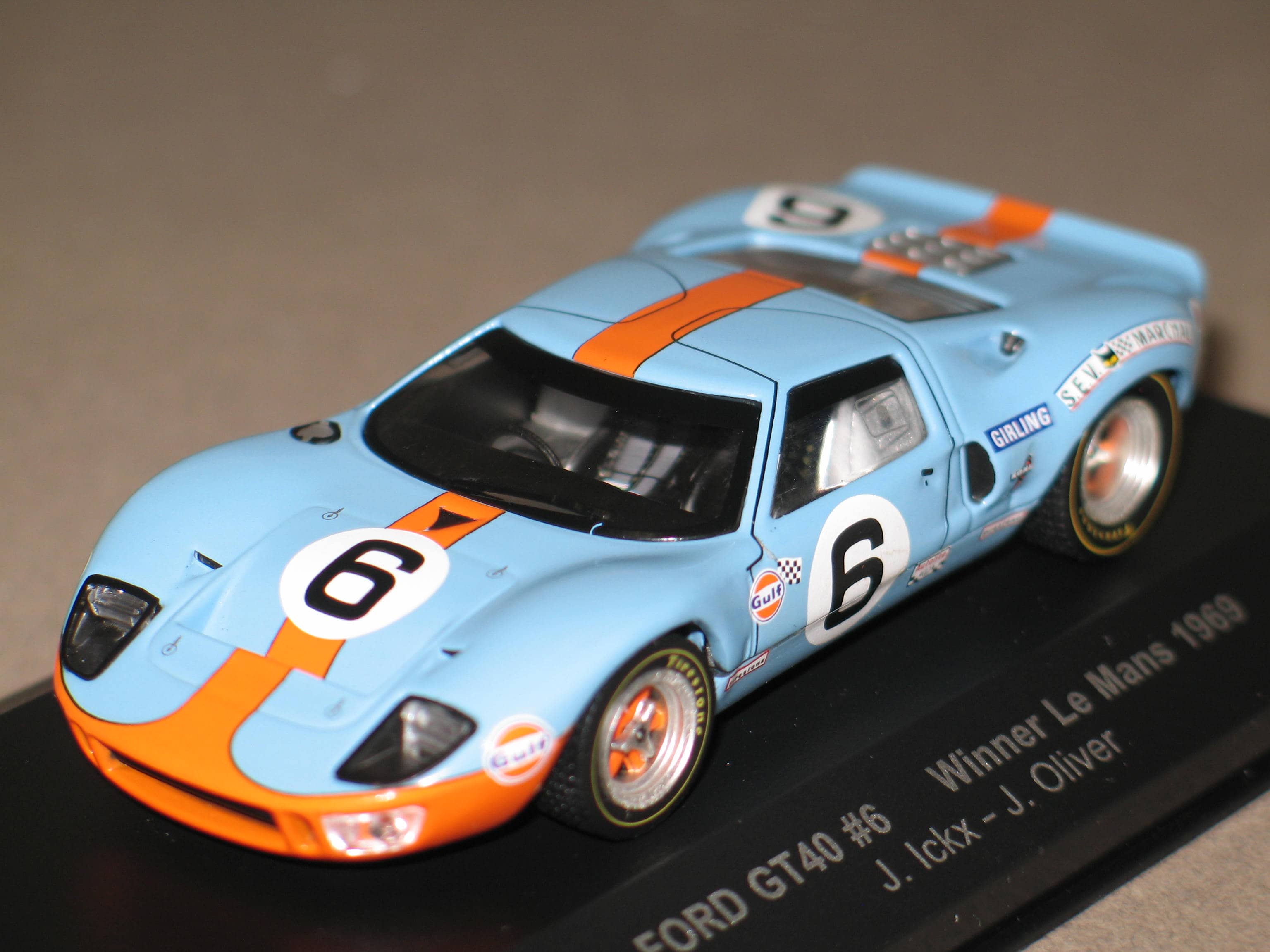 FORD GT40 WIN LM1969 IXO 1/43°