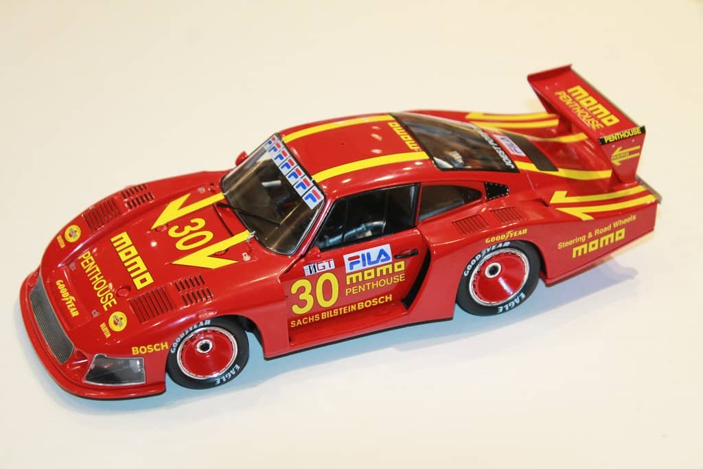 PORSCHE 935 N°30 DRM 1981 MORETTI SOLIDO 1/18°