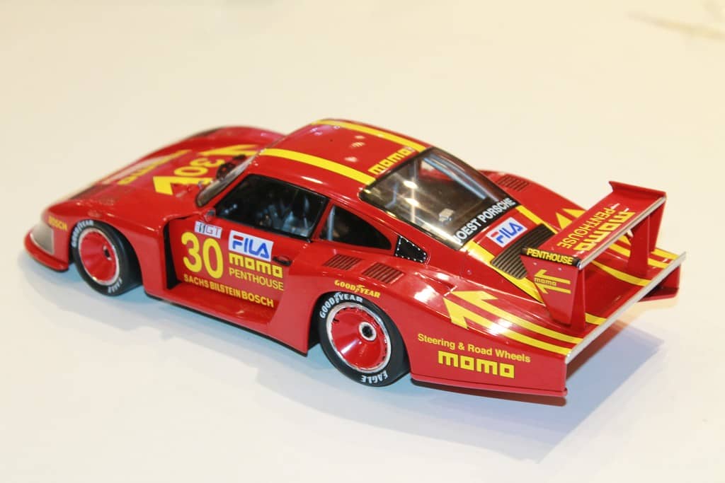 PORSCHE 935 N°30 DRM 1981 MORETTI SOLIDO 1/18°
