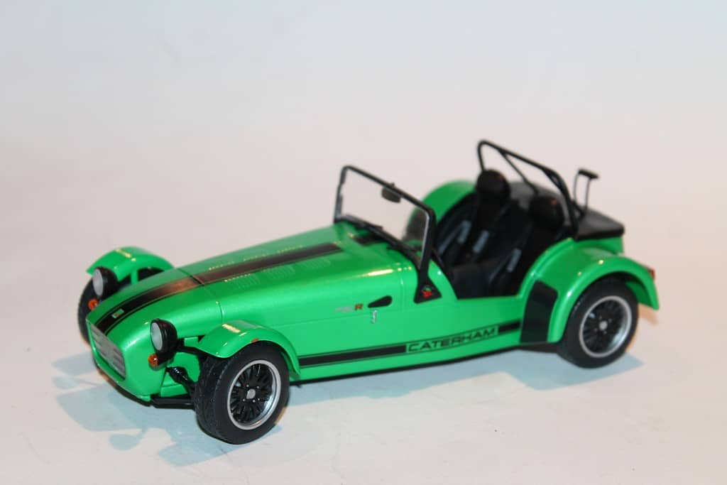 CATERHAM SEVEN 275R 2017 VERTE SOLIDO 1/18°