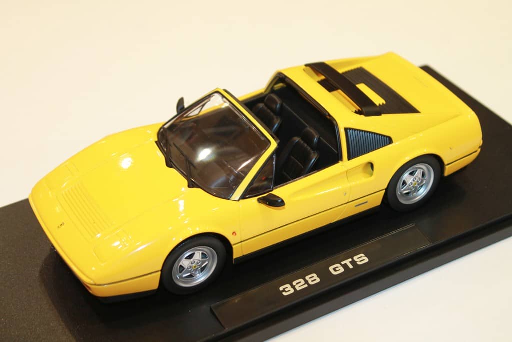 FERRARI 328 GTS JAUNE KK SCALES 1/18°