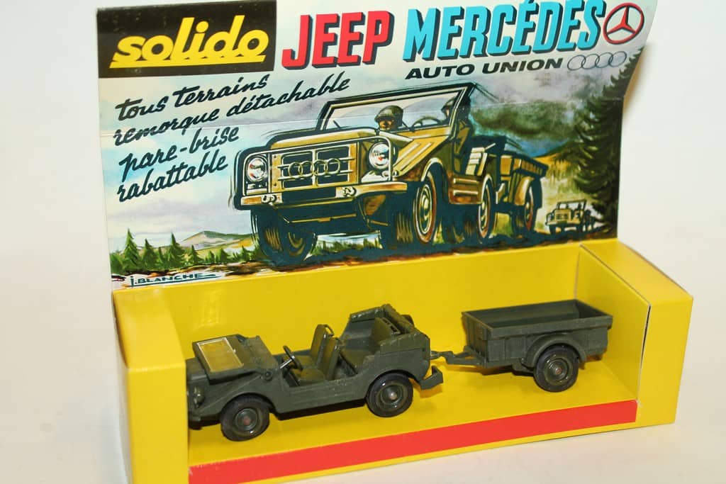 JEEP MERCEDES MILITAIRE AVEC REMORQUE SOLIDO 1/43°