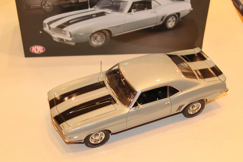 CHEVROLET CAMARO Z28 GRIS 1969 ACME 1/18°