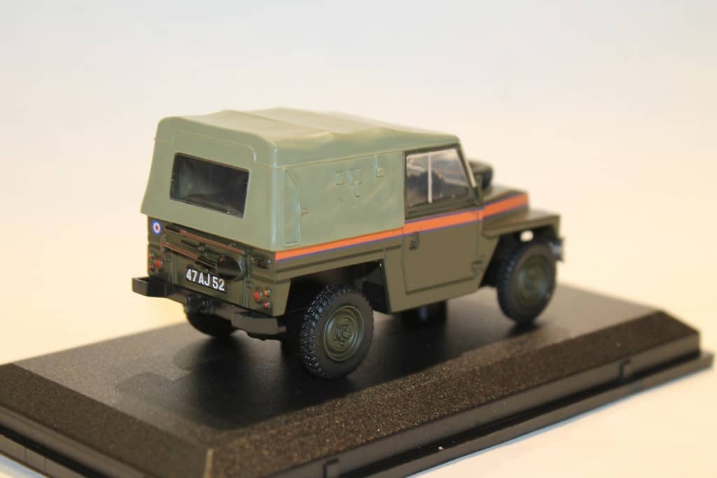 LAND ROVER LIGHTWEIGHT CANVAS RAF POLICE 1965 OXFORD 1/43°