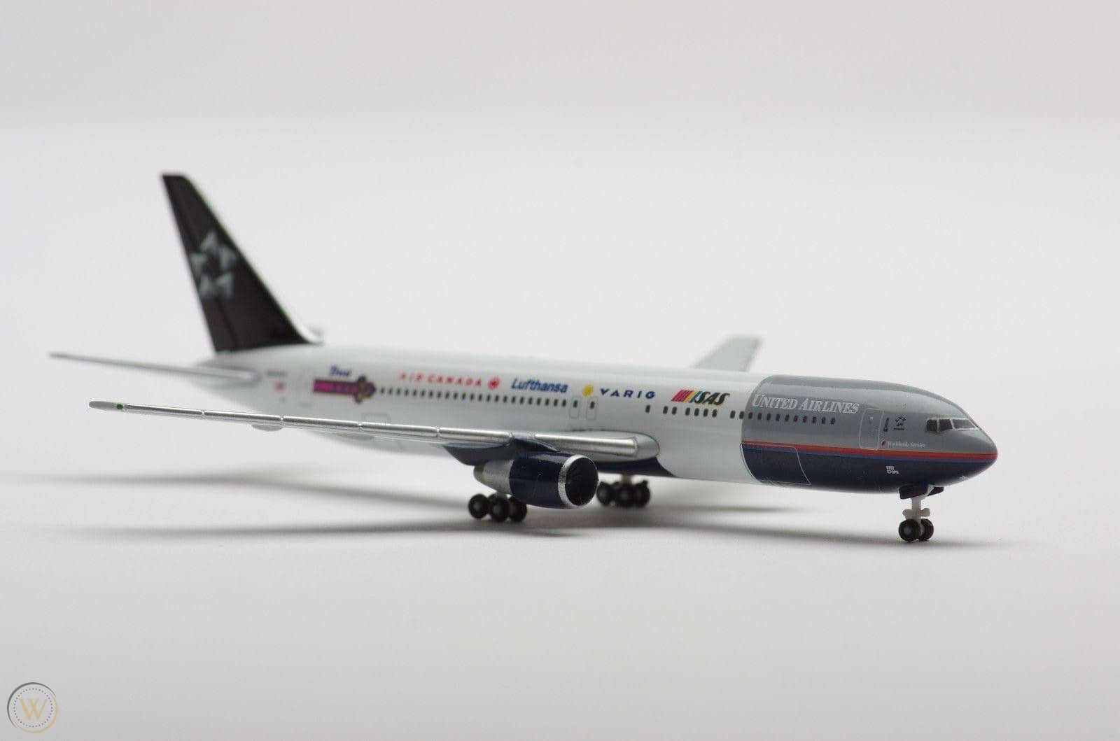 BOEING 767-300 UNITED STAR ALLIANCE HERPA 1/500°